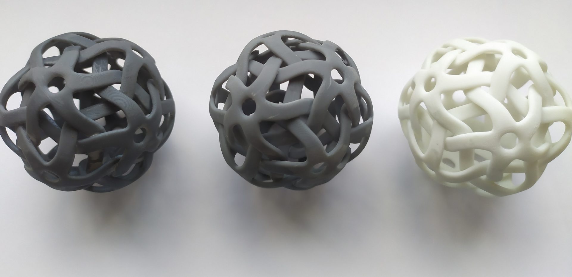 Coloring of Composite-X, strong & rigid 3D-printing resin