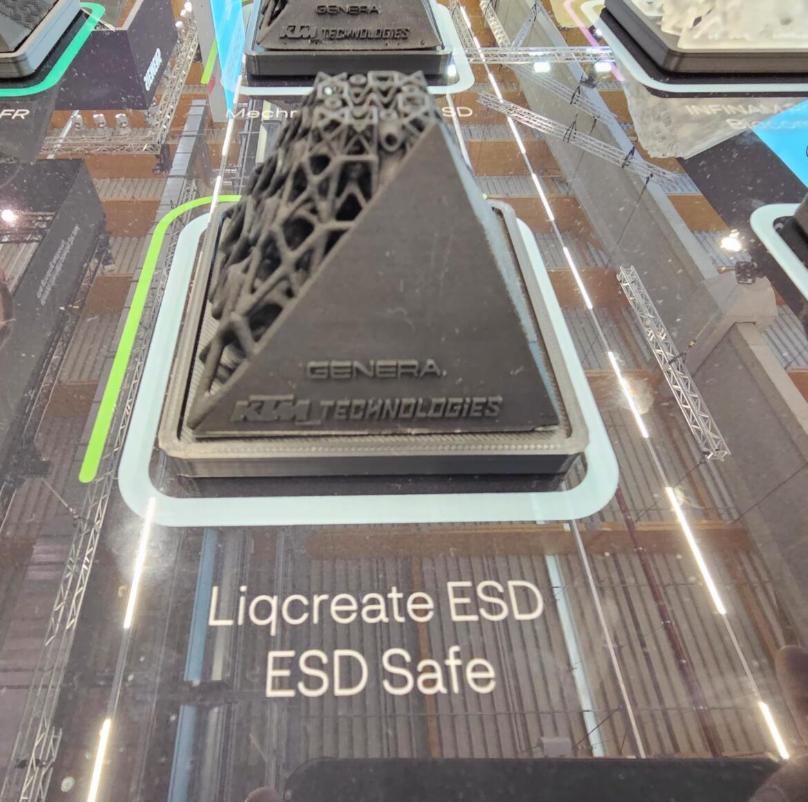 Automated mass manufacturing ESD parts with GENERA & Liqcreate